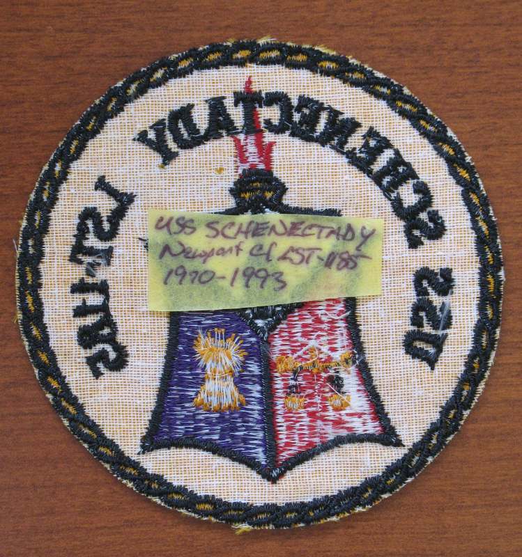 USN Amphibious Ships - The Gator Navy "L" Ships & AKA/APA - Page 8 ...