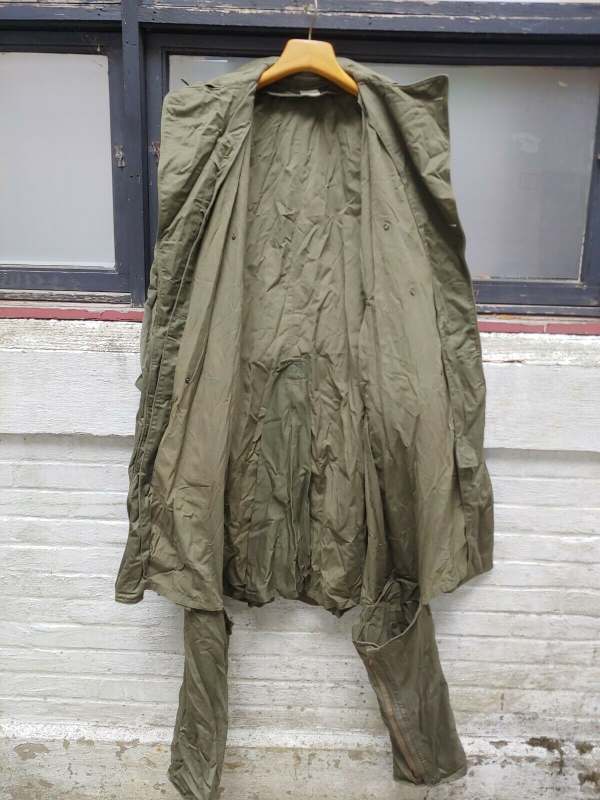 M1946 Trench coat question - UNIFORMS - U.S. Militaria Forum