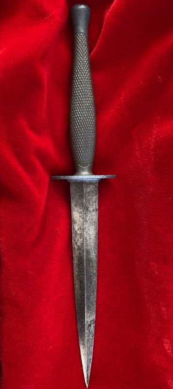 Camillus WW2 Marine Raider or 1st Canadian Parachute Battalion Stiletto ...