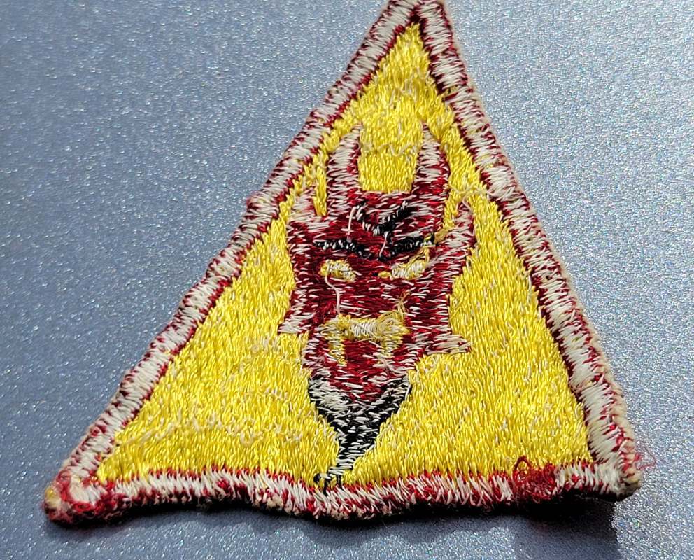 92nd Armored Field Artillery Bn "Red Devils" patch - ARMY AND USAAF - U ...