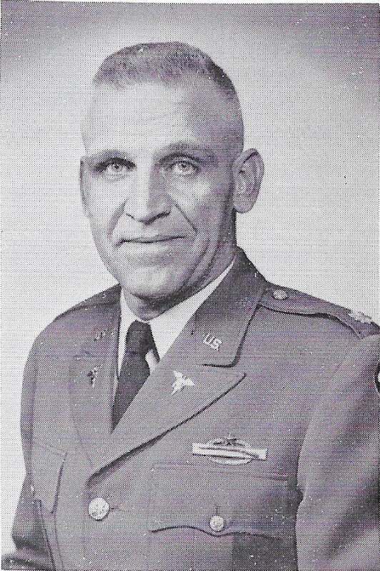 Combat Infantryman Badge in Action; Photos of CIBs being worn - Page 15 ...