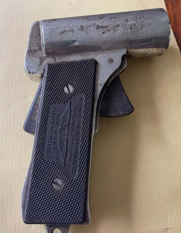 US pistol pyrotechnic M2 - HANDGUNS - U.S. Militaria Forum