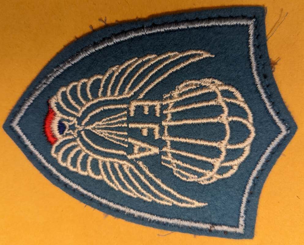 Need ID for Sport Parachute patches - MISCELLANEOUS / OTHER - U.S ...
