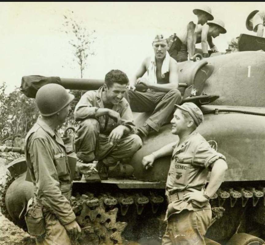 Large visor size EGA on a garrison cap........ - MARINE CORPS EGA ...