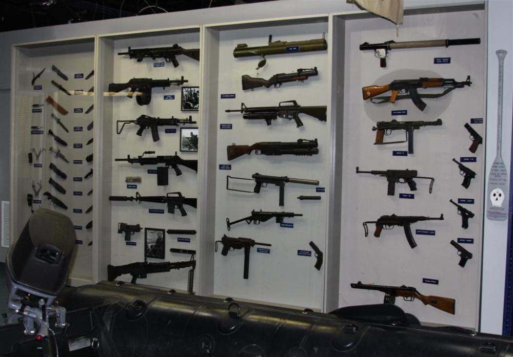 THE "UDT" KNIFE...fact or fantasy? - Page 3 - EDGED WEAPONS - U.S ...