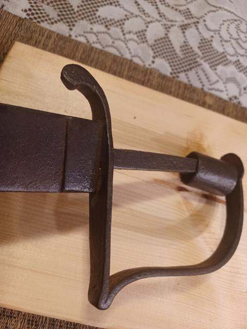 Unknown P guard short sword - EDGED WEAPONS - U.S. Militaria Forum