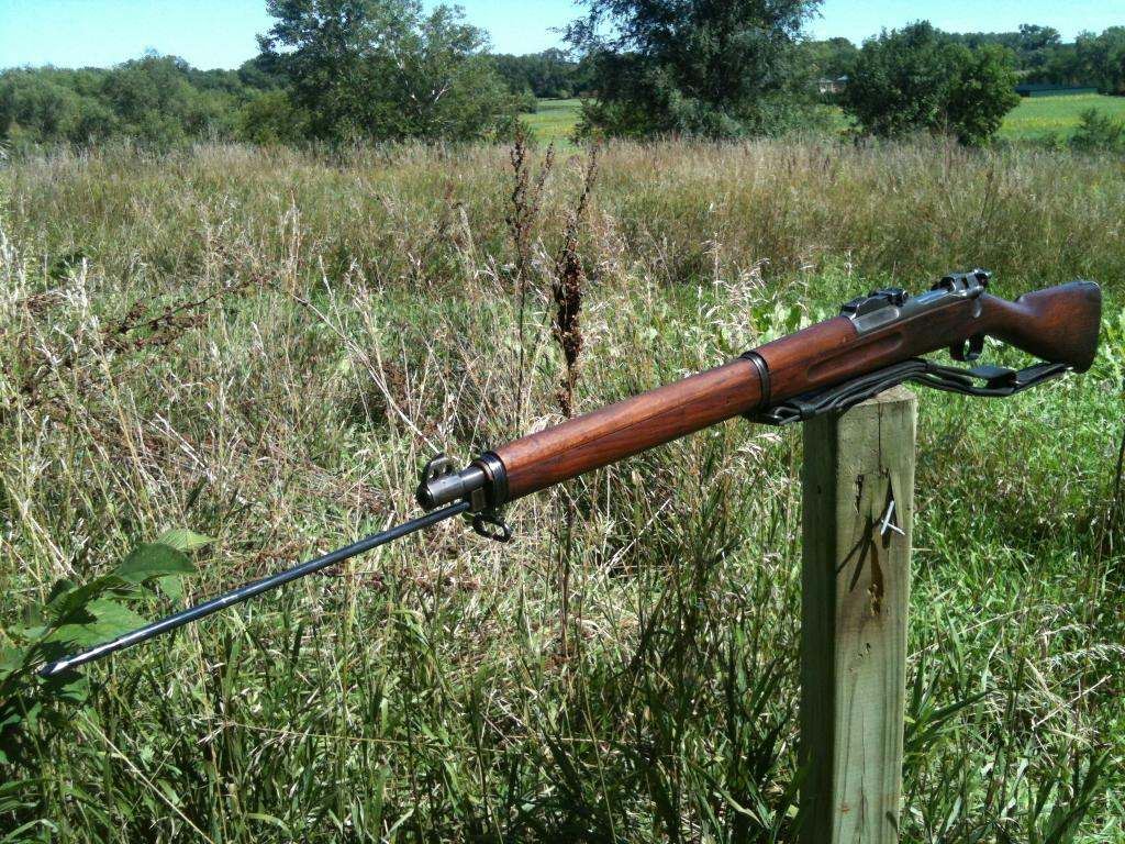 Rare M1903 Springfield Rod bayonet on Ebay - EDGED WEAPONS - U.S ...