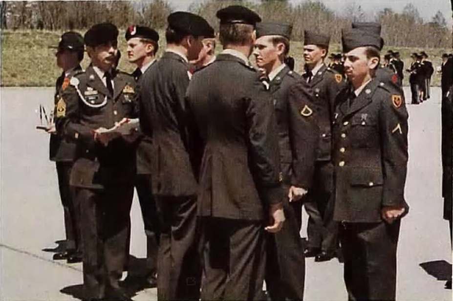 US Army berets - blue, black, green, maroon, tan... - Page 34 ...