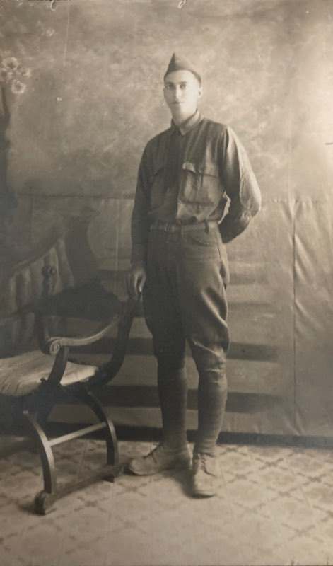 Please need help researching a US WW1 signal corps vet grouping - (1917 ...