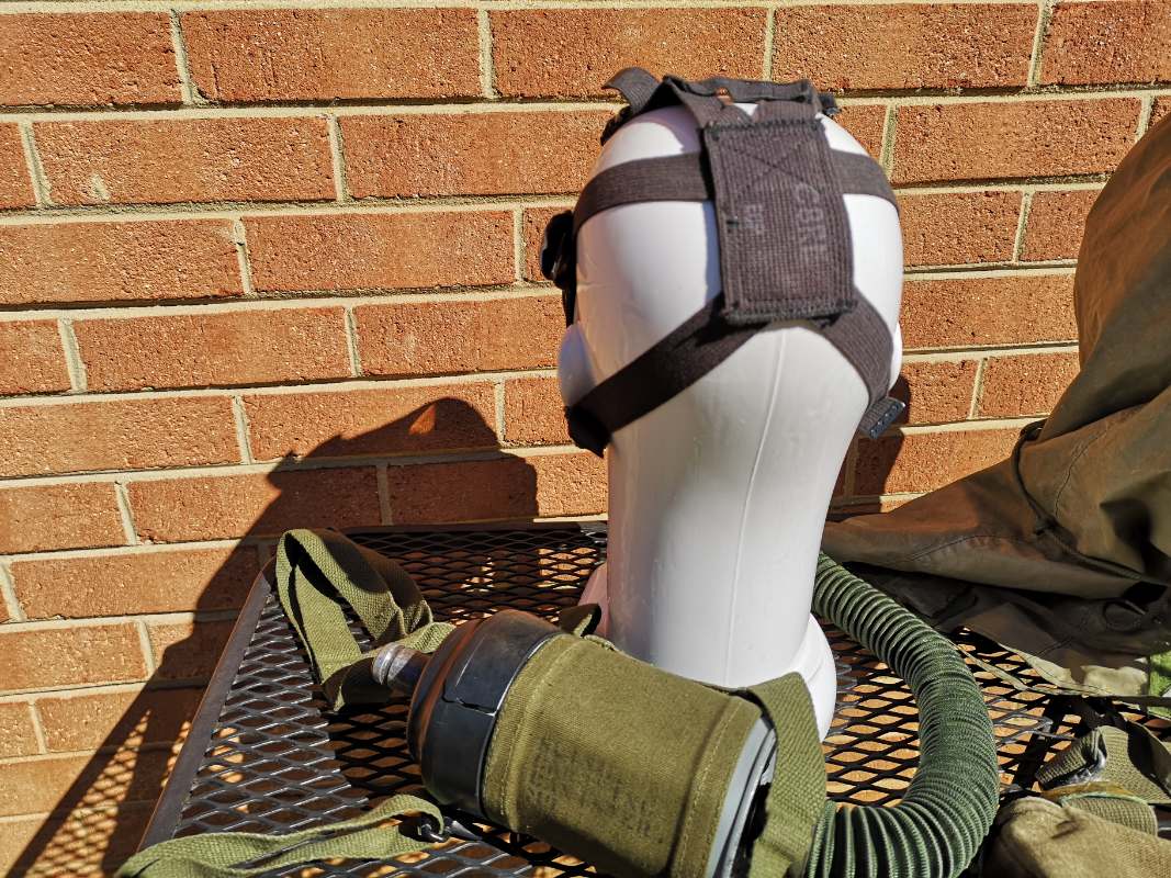 US M25 Tank Crew Mask manufactured by Daytona 1962 - MISC MILITARIA - U ...