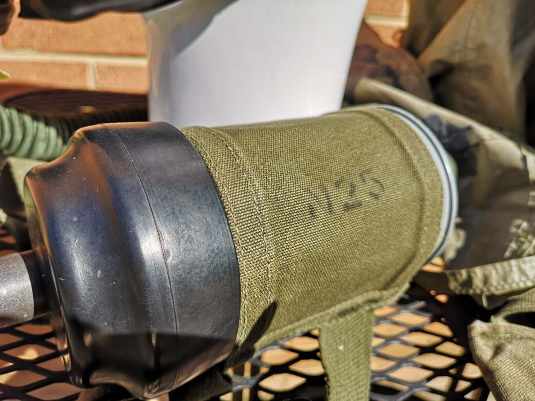 US M25 Tank Crew Mask manufactured by Daytona 1962 - MISC MILITARIA - U ...