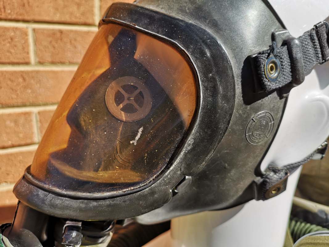 US M25 Tank Crew Mask manufactured by Daytona 1962 - MISC MILITARIA - U ...