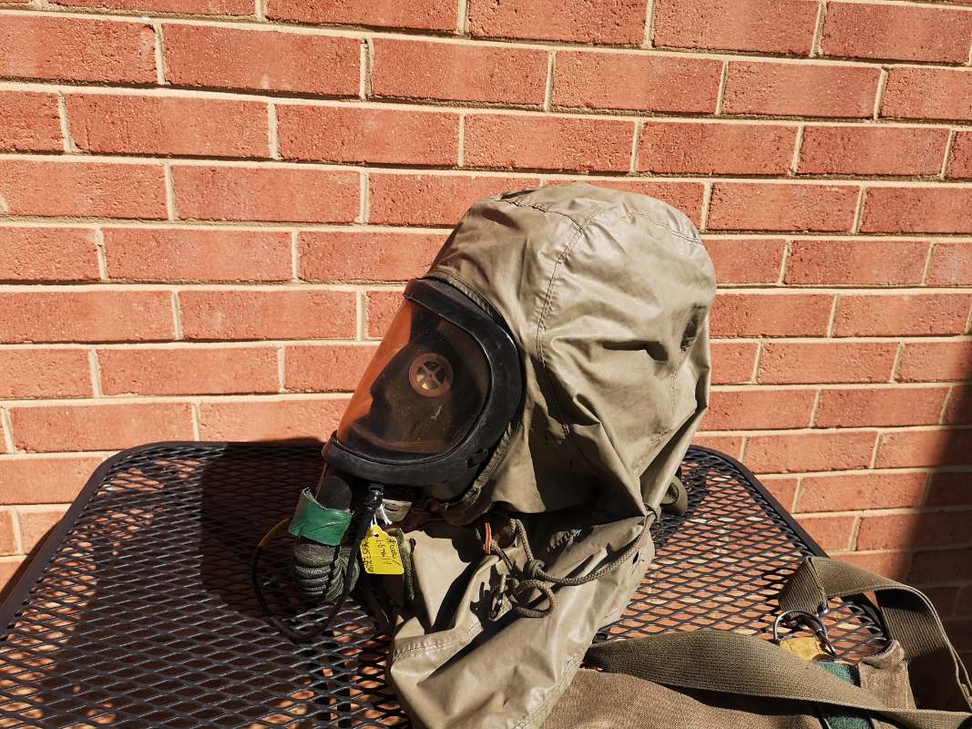 US M25 Tank Crew Mask manufactured by Daytona 1962 - MISC MILITARIA - U ...