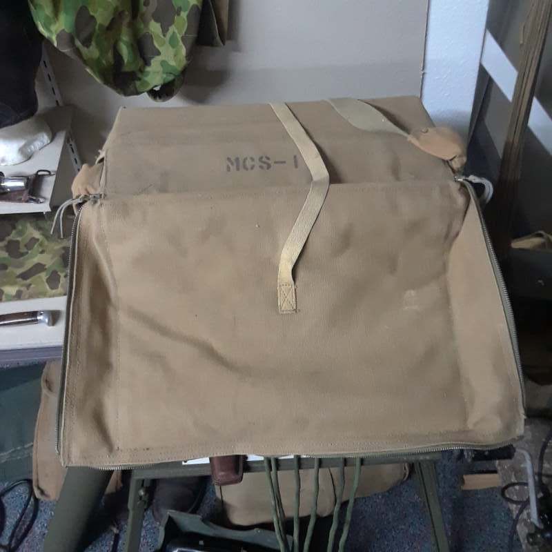 WW2 USMC communications canvas gear - FIELD & PERSONAL GEAR SECTION - U ...