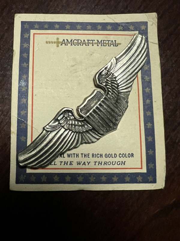 AMCRAFT METAL on card - WING BADGES - U.S. Militaria Forum