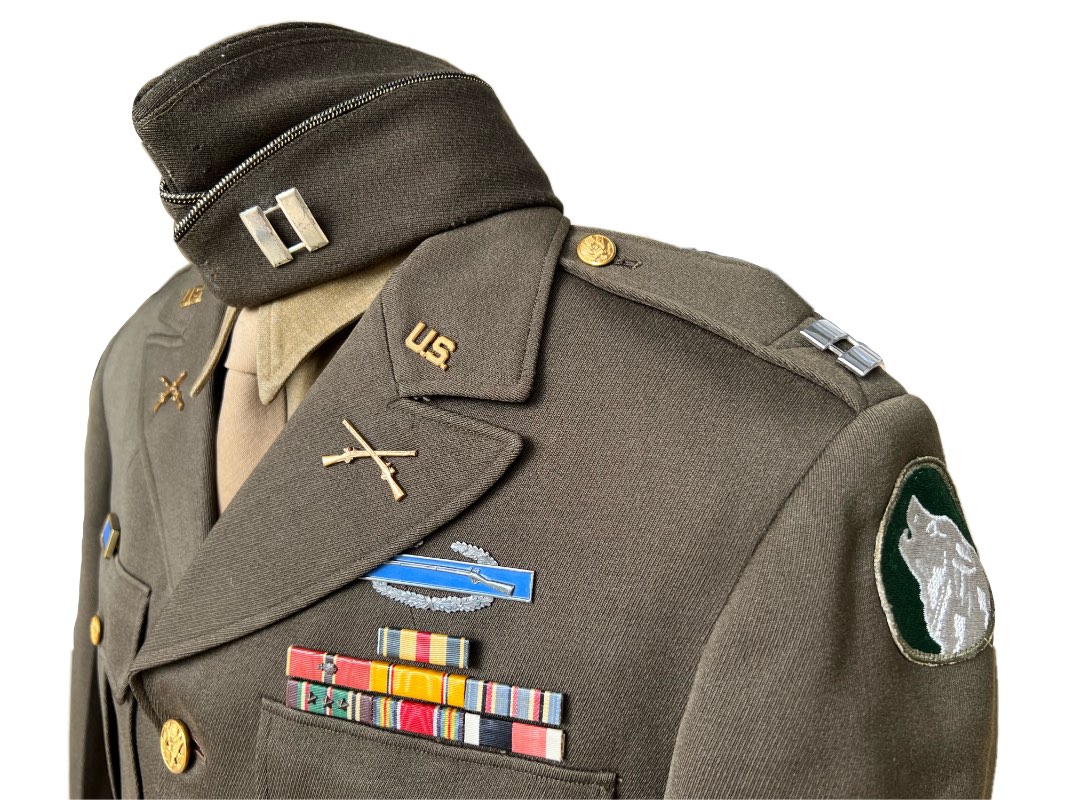 Castle-storming Silver Star 104th ID Company Commander - Cpt Walter ...