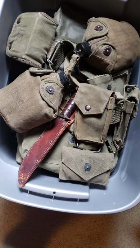 USMC field gear marked on the outside? - FIELD & PERSONAL GEAR SECTION ...