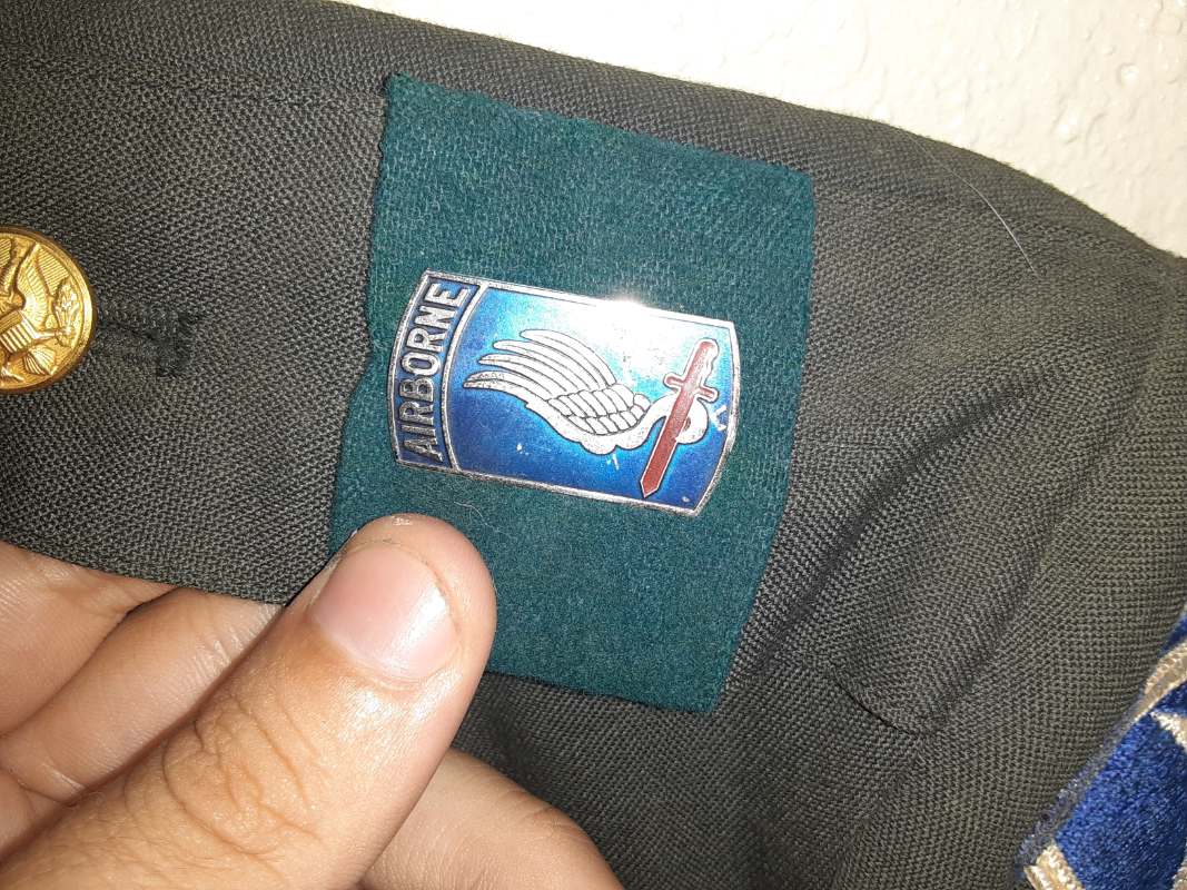 173rd Airborne Brigade Uniform - UNIFORMS - U.S. Militaria Forum