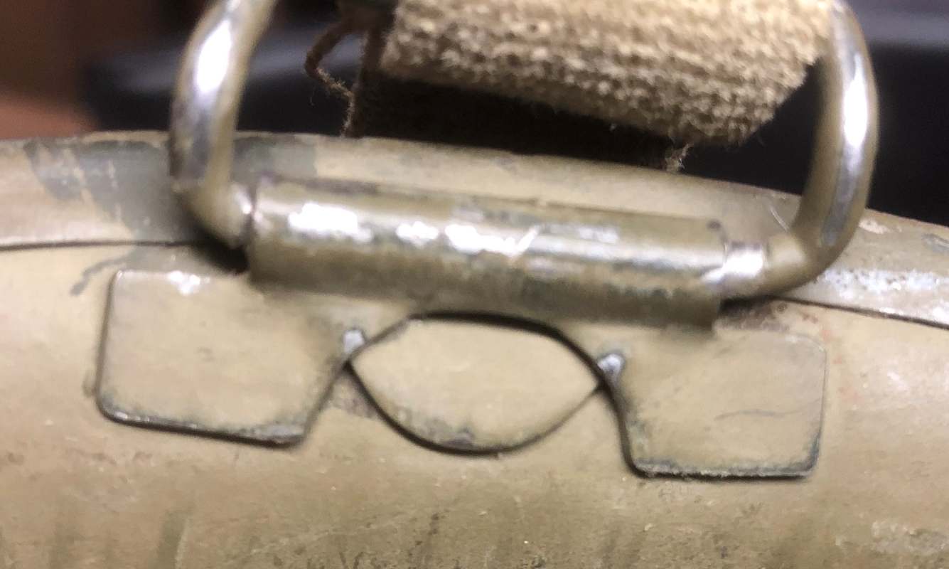 Why fixed loops to hinged loops did not happen in October 1943. - M-1; M-1C & M-2 HELMETS - U.S ...