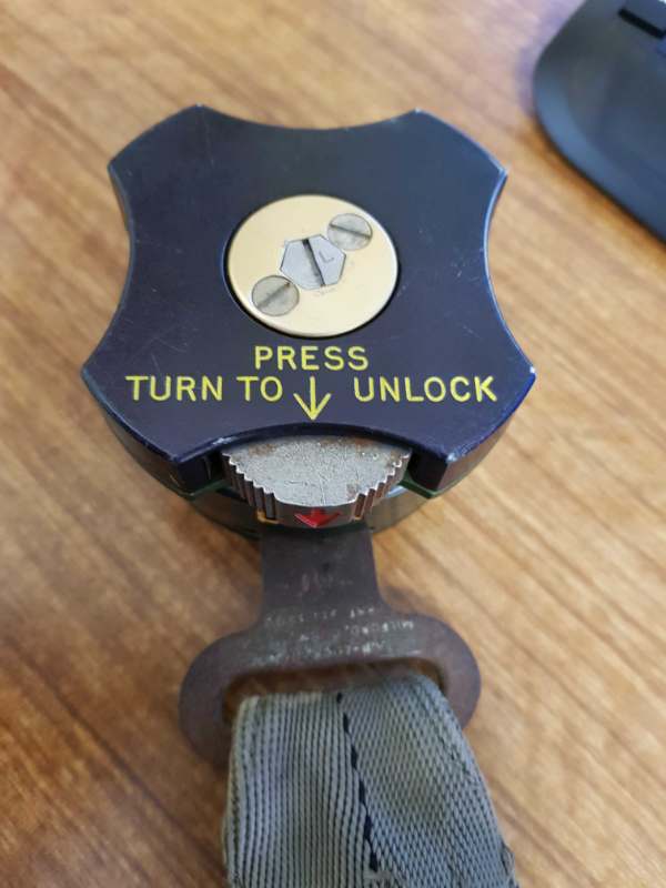 Do you recognise this QD box? - FLIGHT CLOTHING - U.S. Militaria Forum