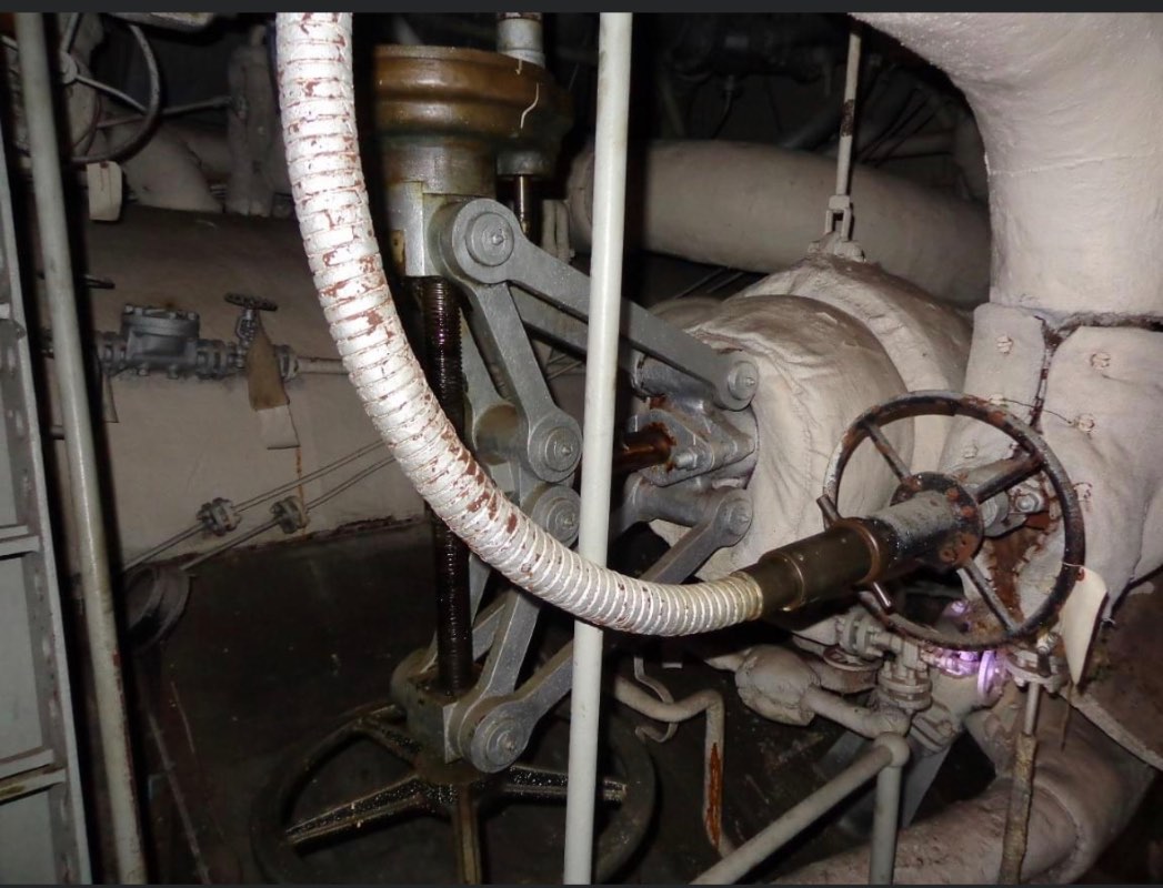 Uniforms of the 'Blue Water' Navy 1960's-1980's Cold War - Vietnam Era ...