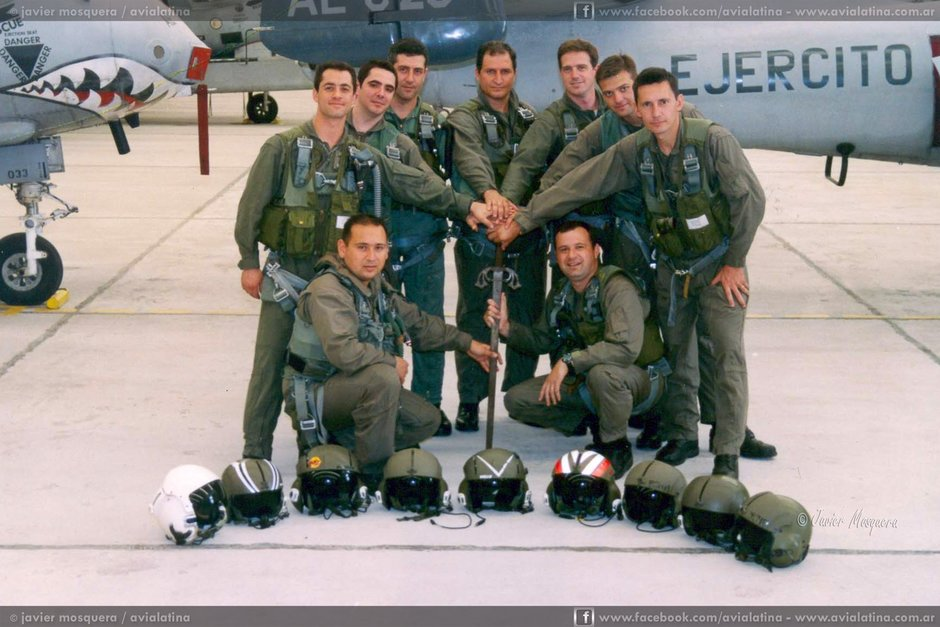 APH-6 helmet - what’s the squadron?? - FLYING HELMETS AND ACCESSORIES ...