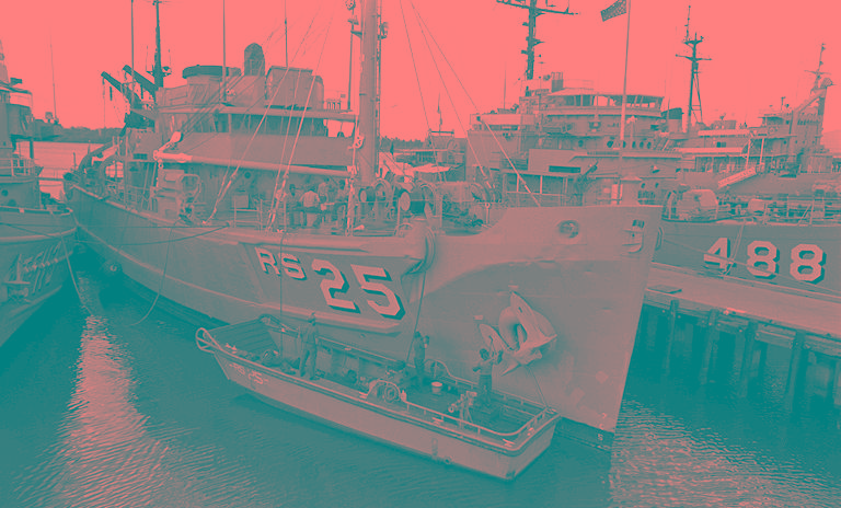 Uniforms of the 'Blue Water' Navy 1960's-1980's Cold War - Vietnam Era ...