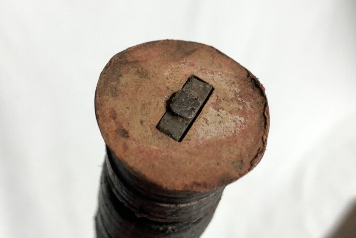 Handle repair red spacer Robeson USN - EDGED WEAPONS - U.S. Militaria Forum