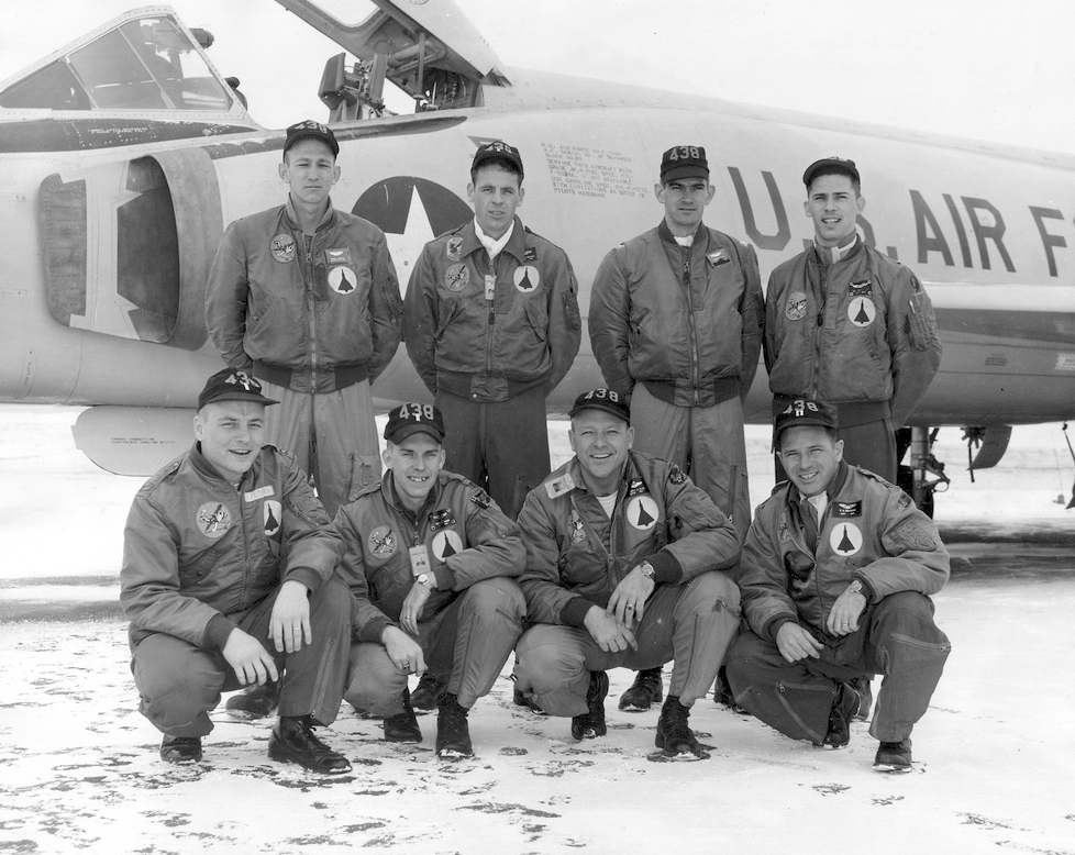 Question about 438th FIS patches - AIR FORCE (USAAF IS WITH ARMY) - U.S ...