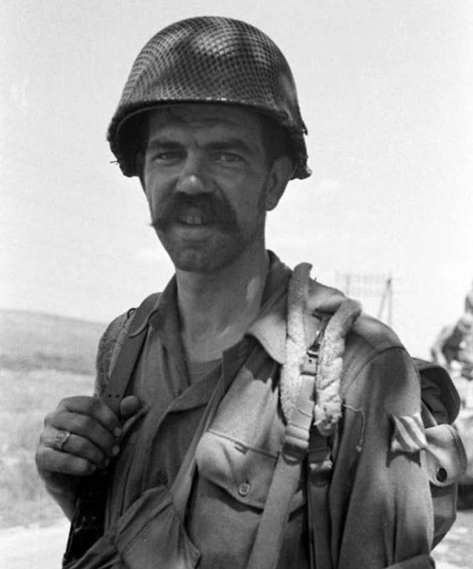 Facial Hair in the 20 and 21st Century - Page 6 - EPHEMERA, PHOTOGRAPHS ...