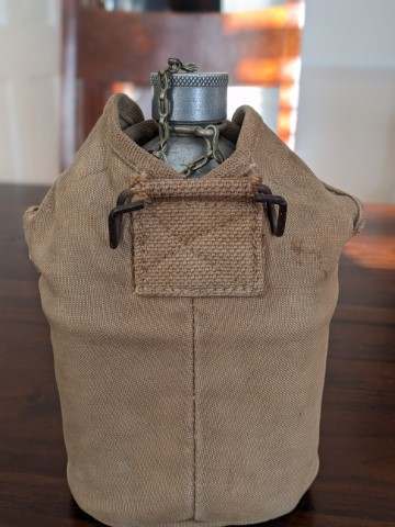 Dating early (pre-LTD) USMC canteen covers - FIELD & PERSONAL GEAR ...