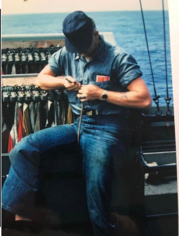 Uniforms of the 'Blue Water' Navy 1960's-1980's Cold War - Vietnam Era ...