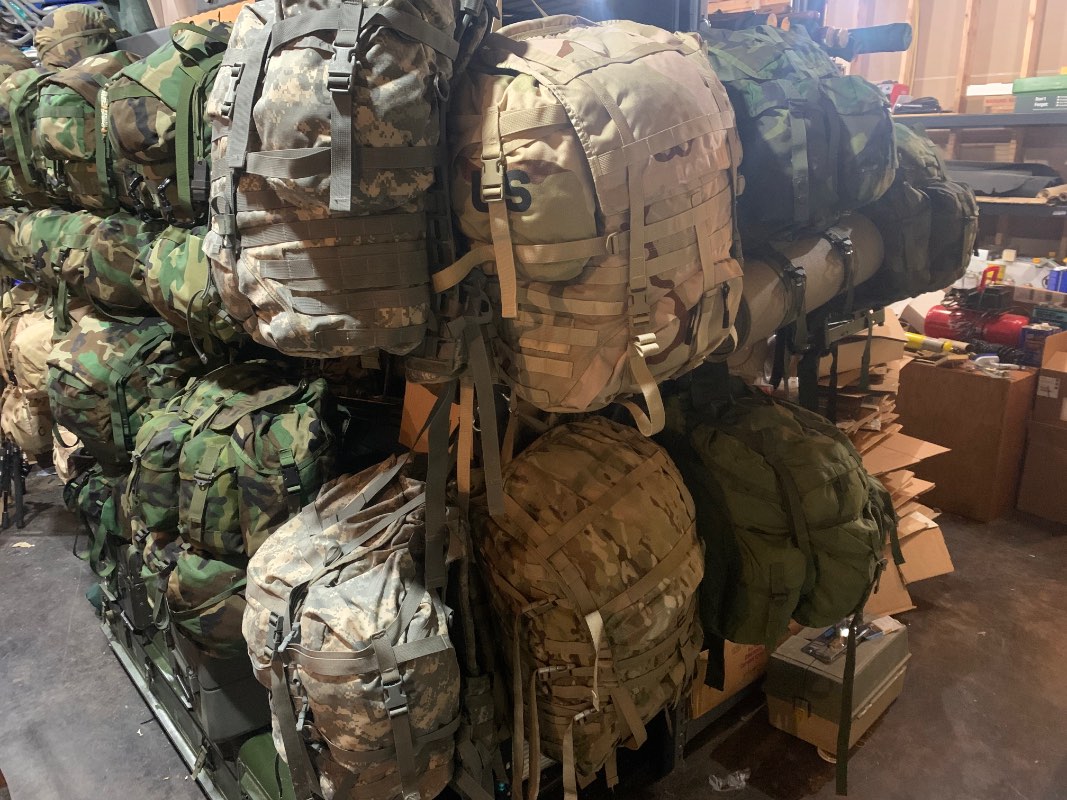 MOLLE/MOLLE II Rucks - FIELD & PERSONAL GEAR SECTION - U.S. Militaria Forum