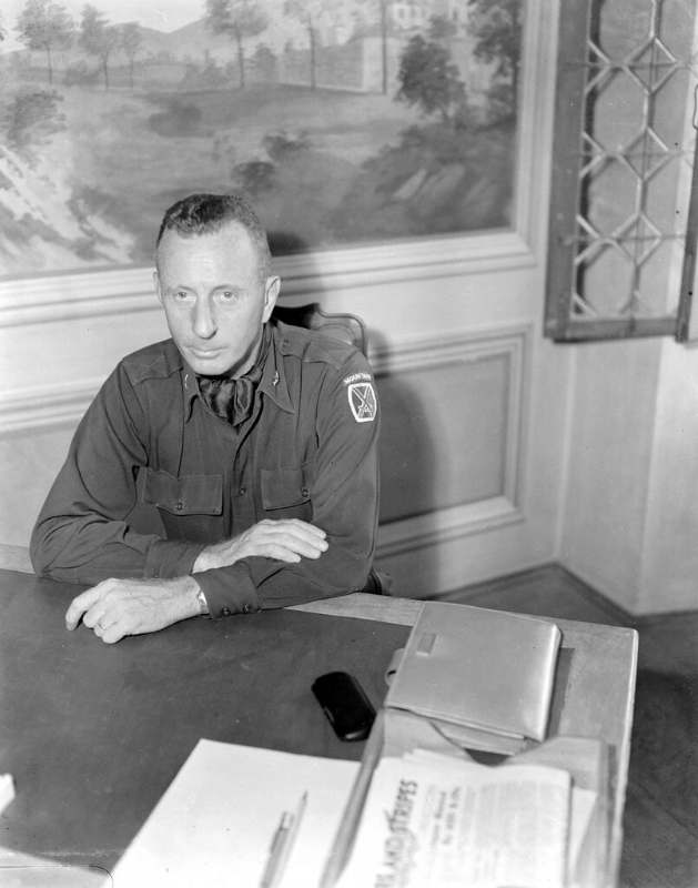 Patches in action: Photos of SSI being worn by the troops. - Page 242 ...