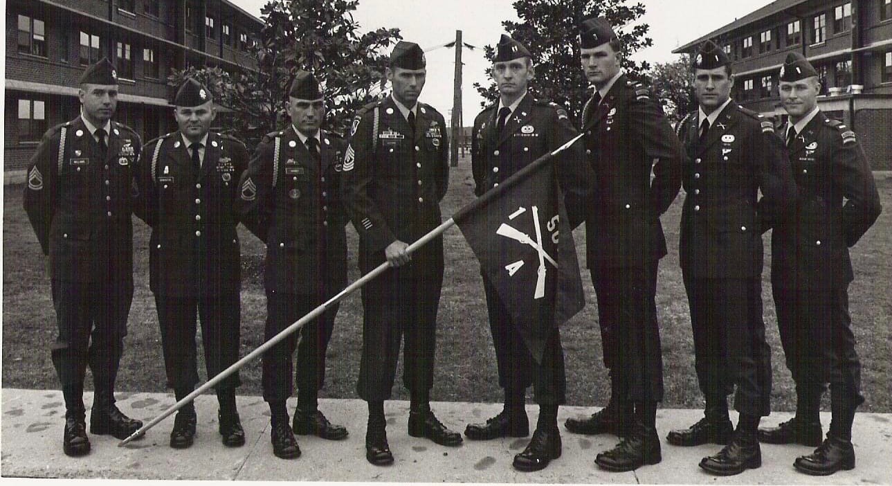 Patches in action: Photos of SSI being worn by the troops. - Page 241 ...