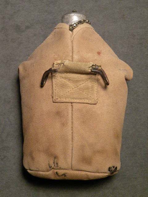 Dating early (pre-LTD) USMC canteen covers - FIELD & PERSONAL GEAR ...