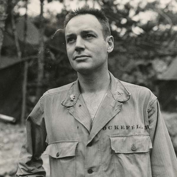 Metal Officer Insignia Worn In a Combat Zone In The Pacific. - ARMY ...