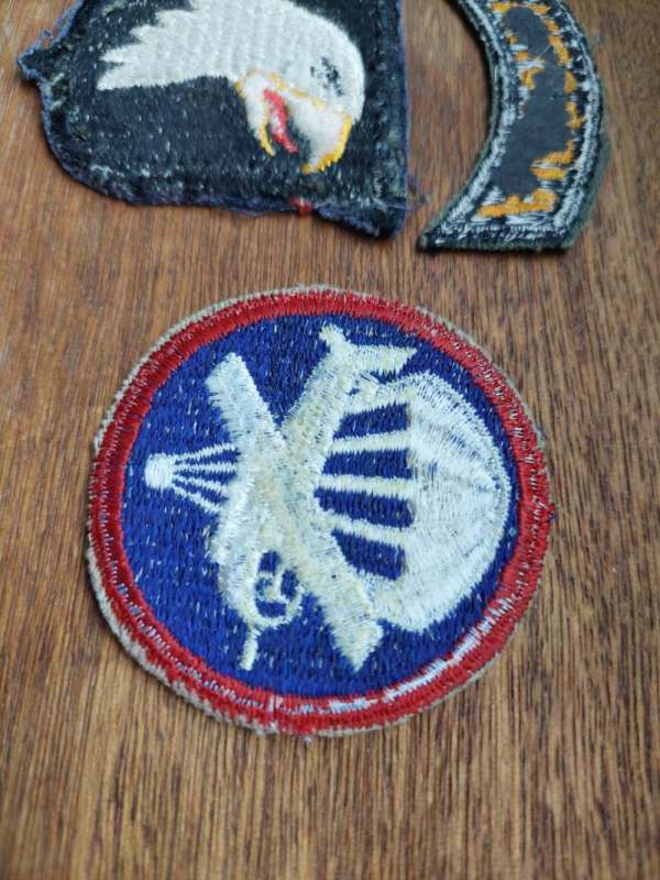 Airborne patches correct for 1950s? - ARMY AND USAAF - U.S. Militaria Forum