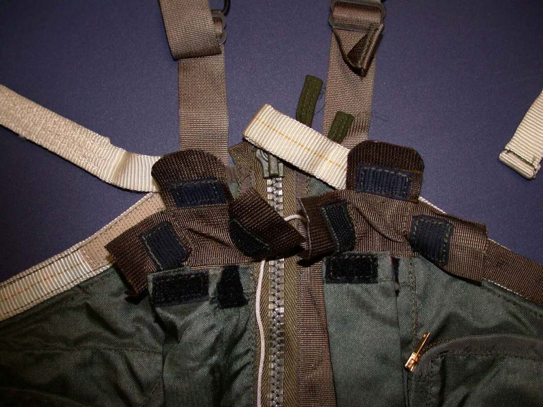 Unknown Survival Vest - SURVIVAL GEAR - U.S. Militaria Forum