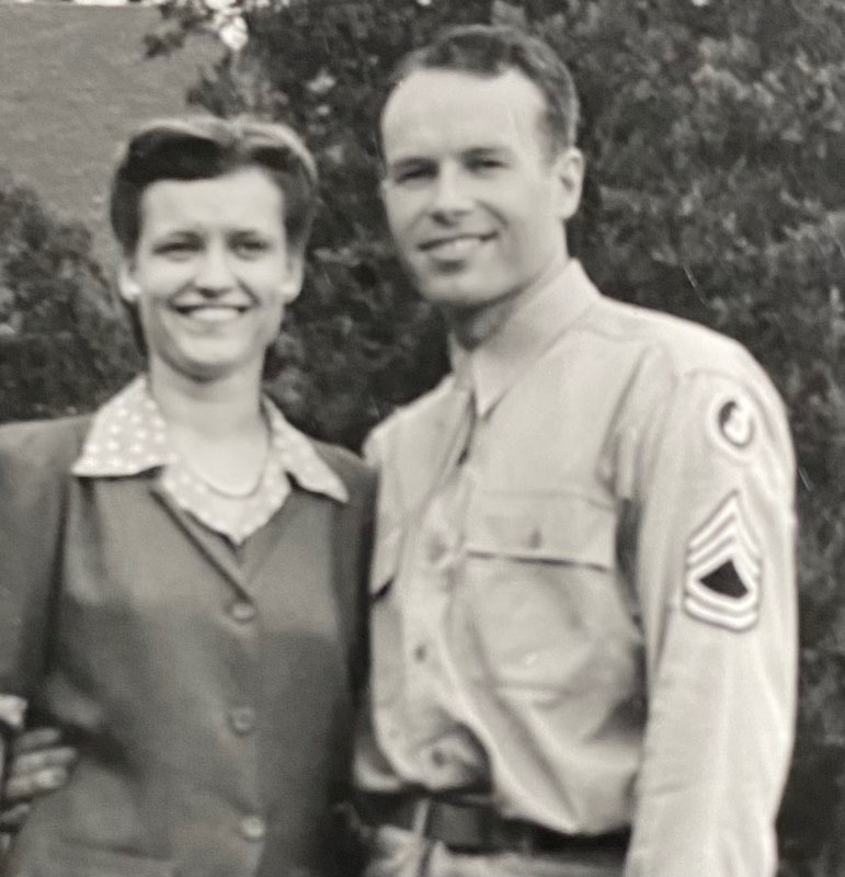 WWII Couples Studio Photos - Page 7 - INDIVIDUAL & UNIT PORTRAITS - U.S ...