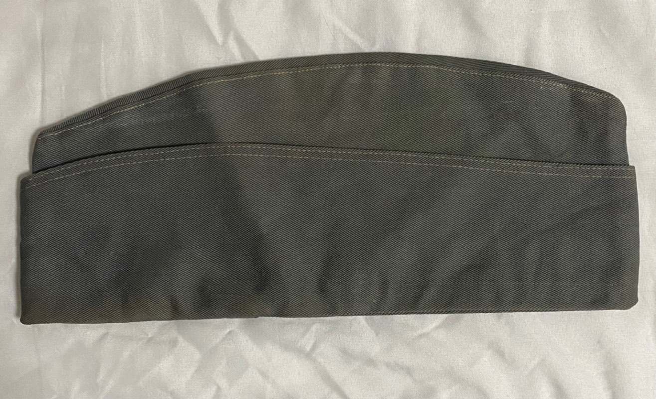 Is This a US Navy Gray Overseas Cap? - NAVAL & SEA SERVICE UNIFORMS - U ...