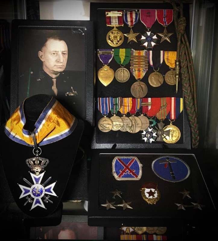 Post your US groups with Foreign awards! - MEDALS & DECORATIONS - U.S ...