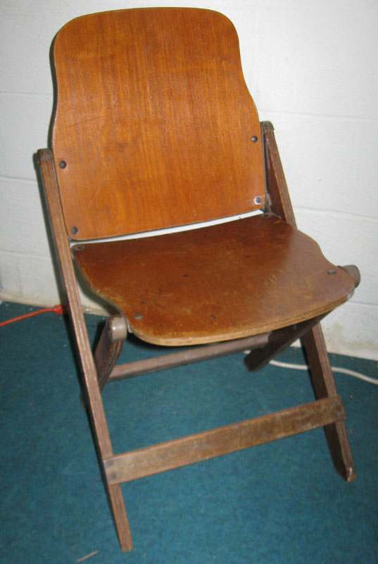 Folding Chair with USAAF stamp - authentic? - BASE/BIVOUAC/CAMP/DEPOT ...