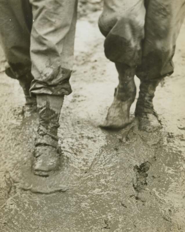 Feet don't fail me now! Military Footwear - Page 5 - UNIFORMS - U.S ...