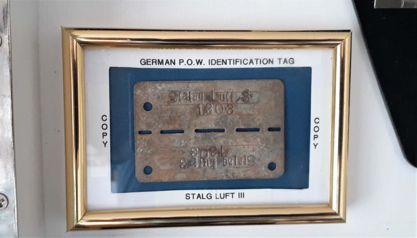 Harvard Millionaire U.S. Citizen / British National / RCAF Pilot / U.S ...