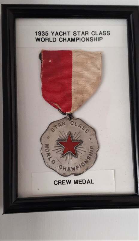 Harvard Millionaire U.S. Citizen / British National / RCAF Pilot / U.S ...