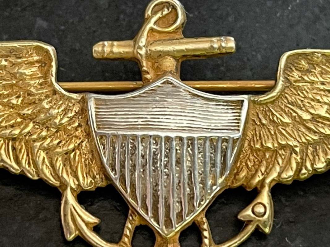 Interesting two-tone silver over gold USN aviator wing - WING BADGES ...