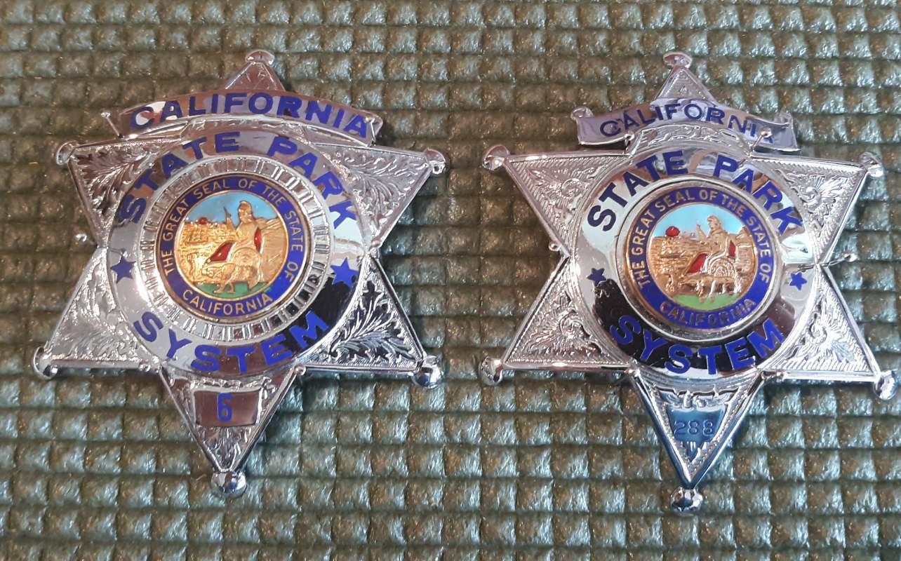 Badge Collection Military Government Police Fire - Page 15 - BADGES, AWARDS, DUI, AND COLLAR ...