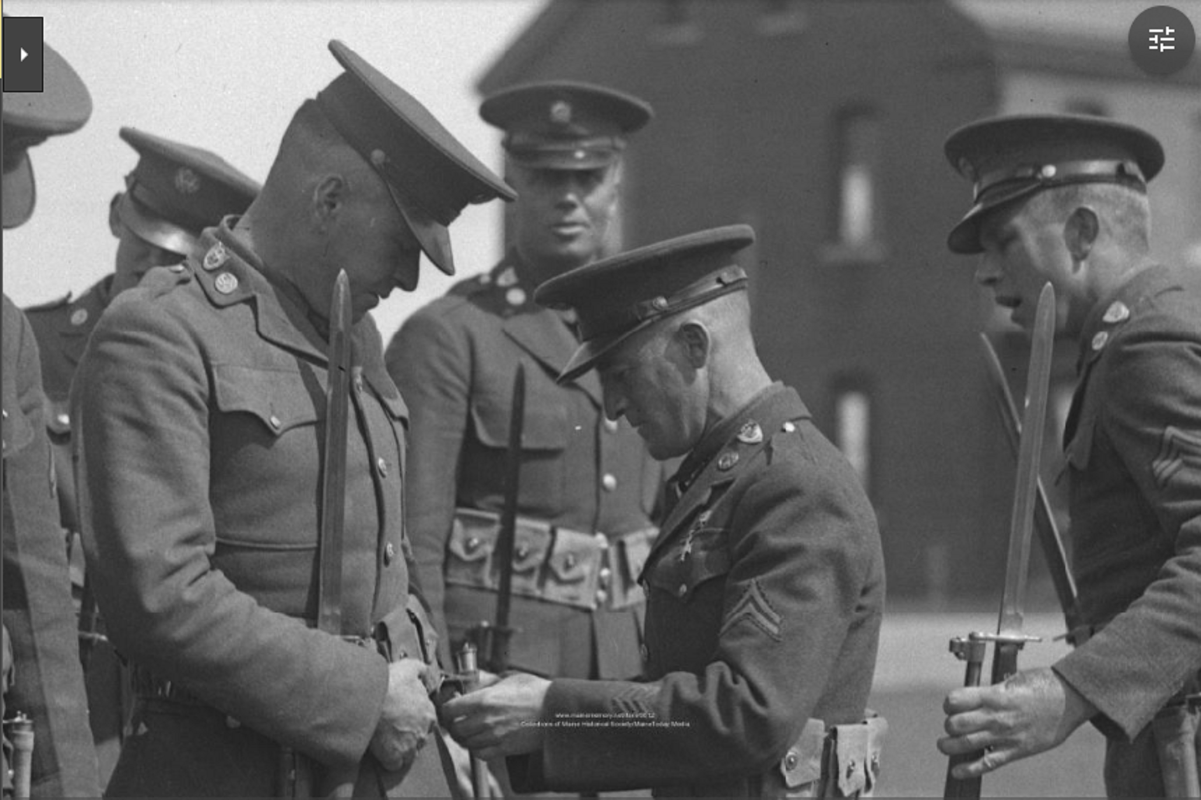 Post The Pre War 1920s-30s Unit Crest Being Worn - Page 8 - DISTINCTIVE ...