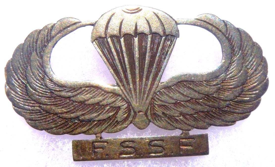 602nd FA Glider wings. Interesting example - AIRBORNE, GLIDER TROOPS ...